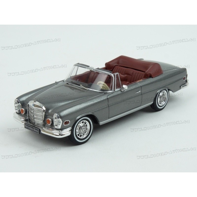 Mercedes Benz (W111) 280 SE Cabriolet 1969, IXO Models 1:43